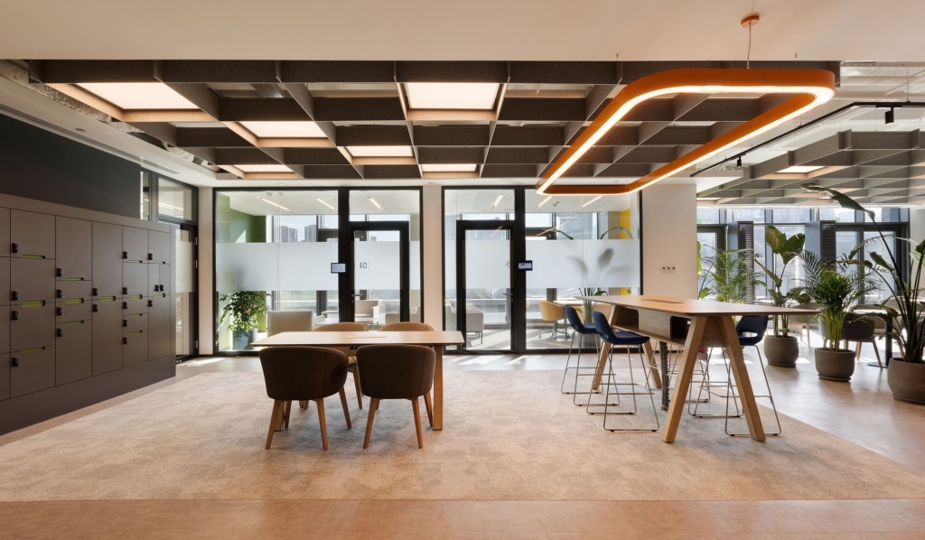 Mercedes-Benz Offices - Istanbul | Office Snapshots