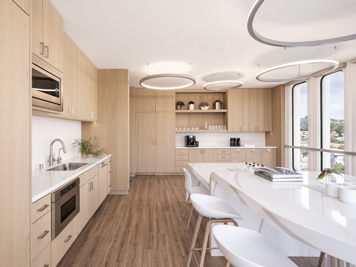 Mortimer & Mimi Levitt Foundation Offices - Los Angeles | Office Snapshots