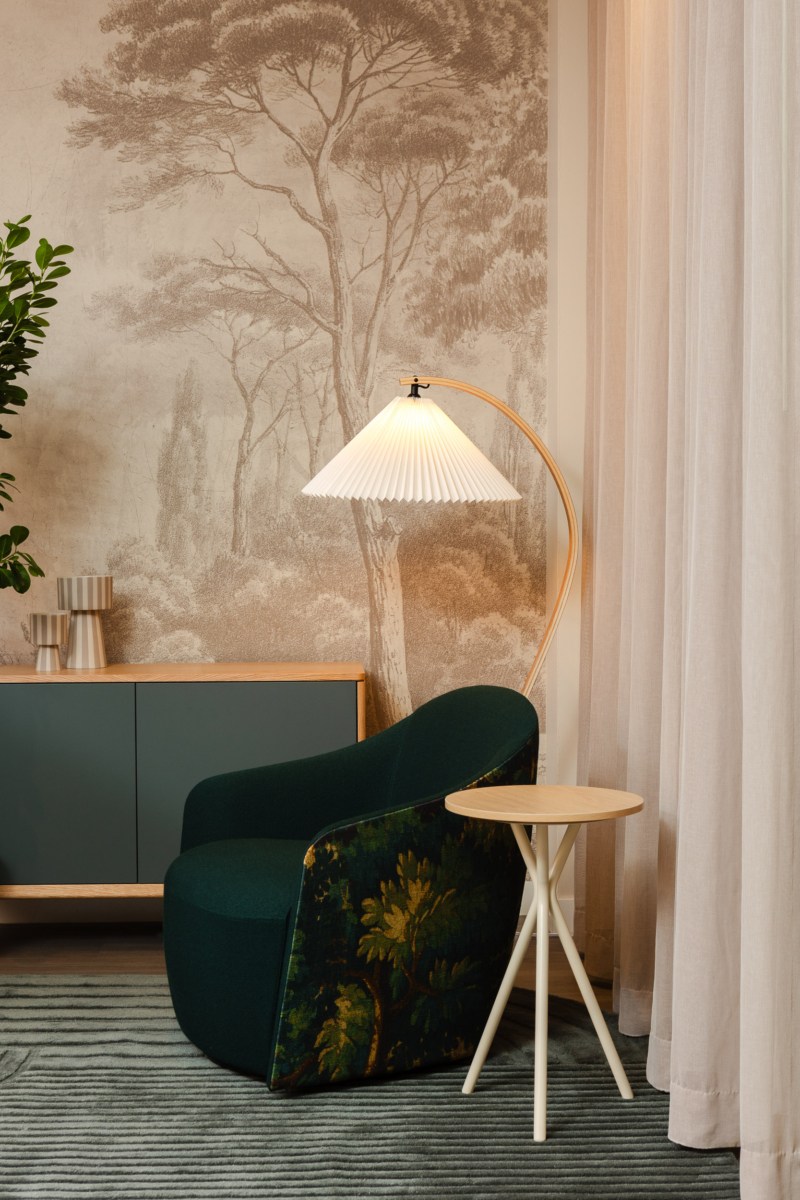 Boss Design Remi | Office Snapshots