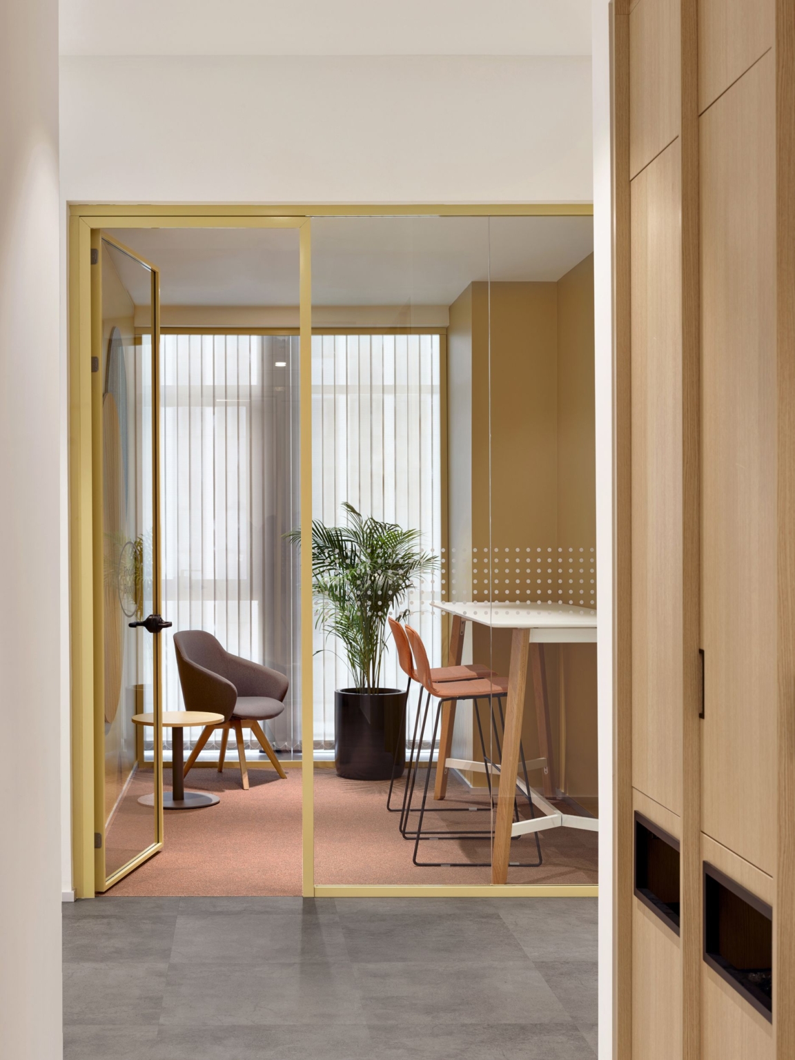 WAT Motor Offices - Istanbul | Office Snapshots