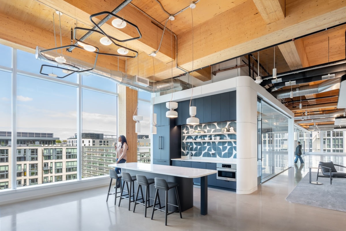 80 M Street Spec Suites & Amenity Spaces - Washington DC | Office Snapshots
