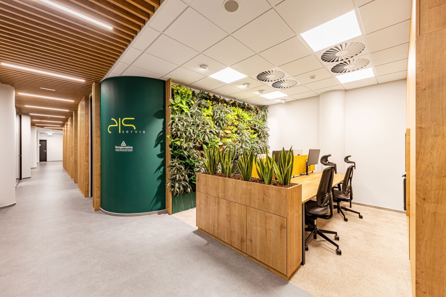 AIS Servis Offices - Prague | Office Snapshots