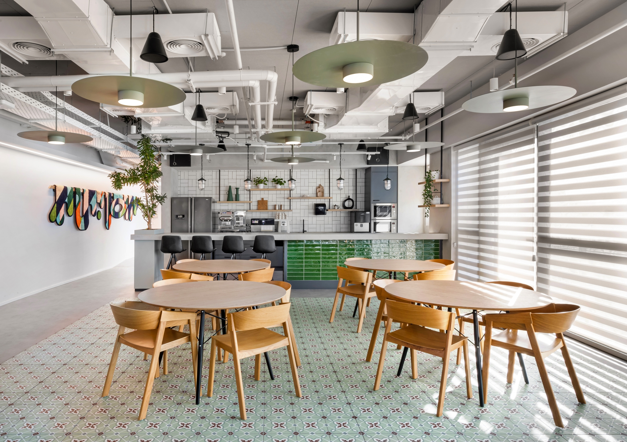 Assuta Medical Centers Offices - Tel Aviv | Office Snapshots