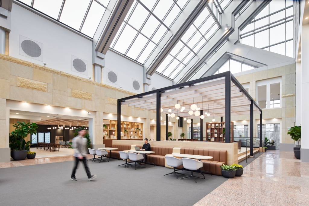 Colonnade Office Building Renovation - Golden Valley | Office Snapshots