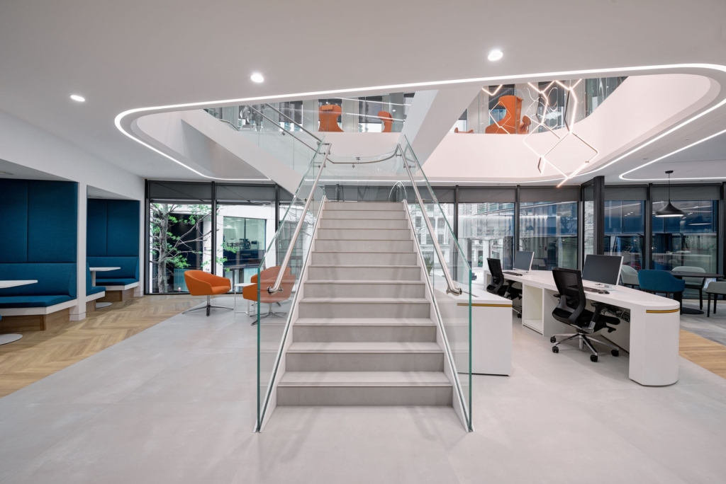 Confidential Insurance Company Offices - London | Office Snapshots