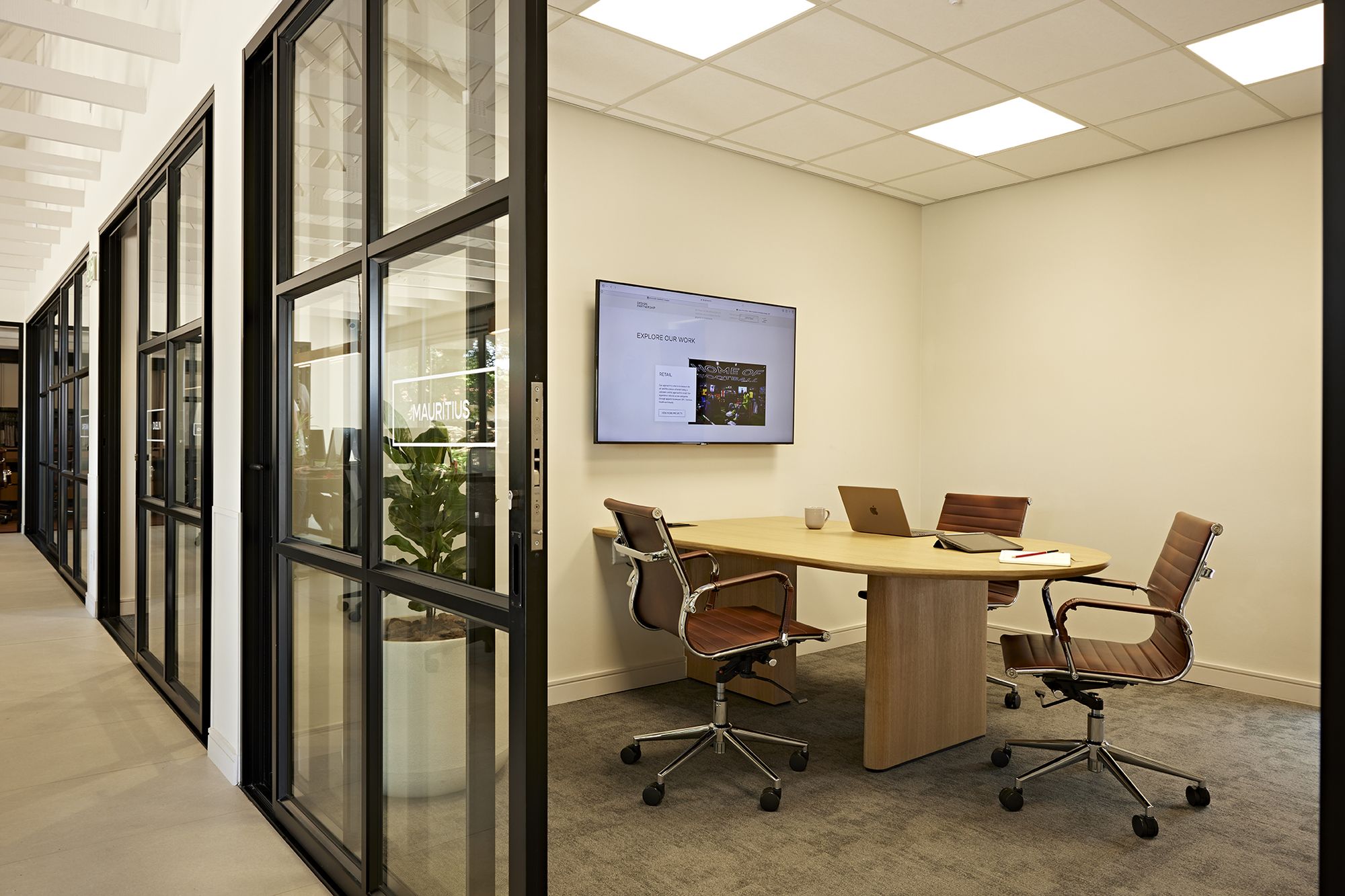 Design Partnership Offices - Johannesburg | Office Snapshots