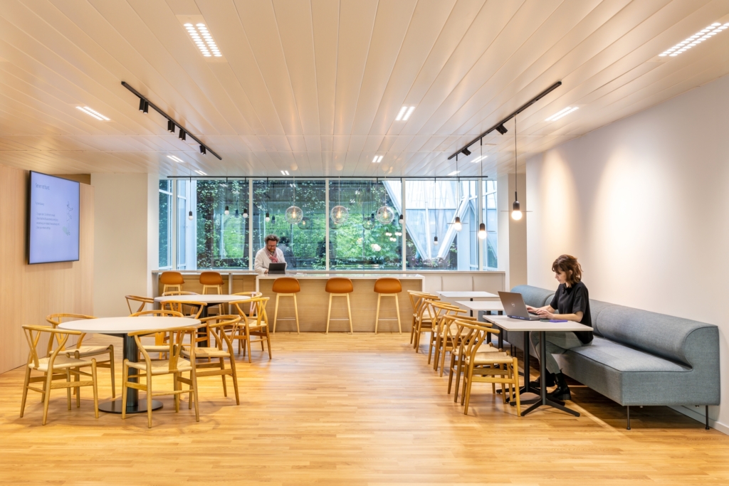 Skandinaviska Enskilda Banken (SEB) Offices - Luxembourg | Office Snapshots