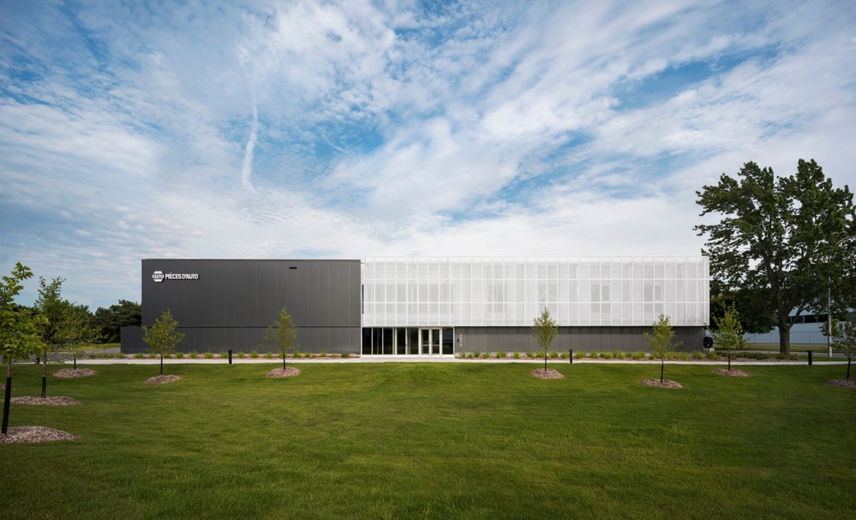 United Auto Parts (UAP) Offices - Montreal | Office Snapshots