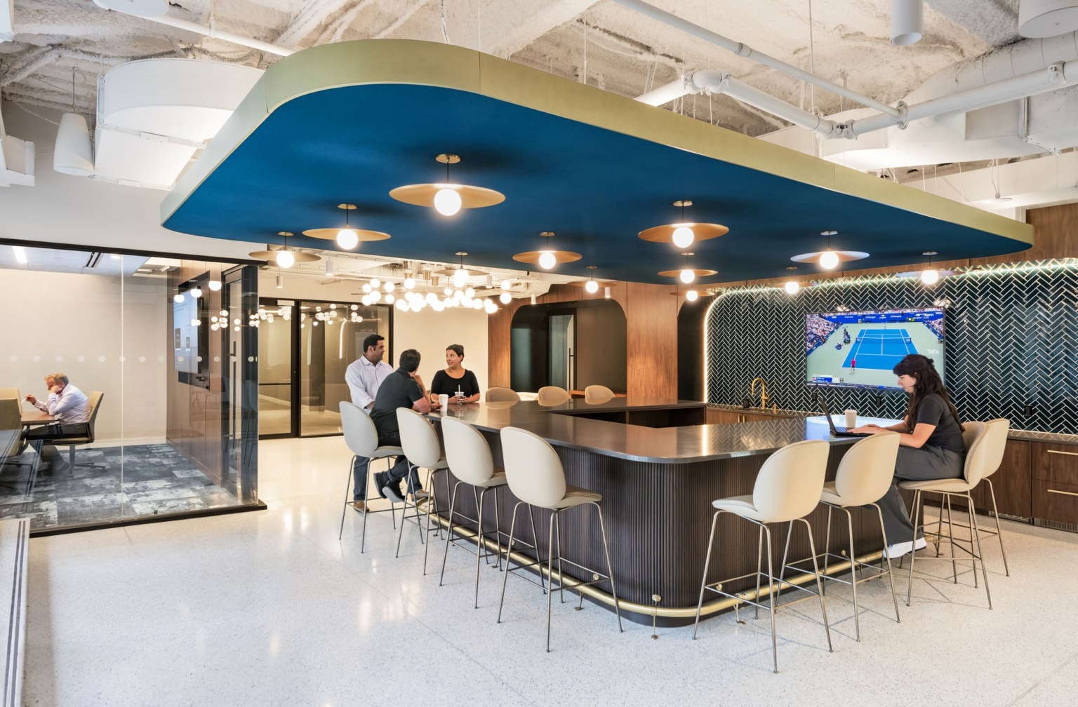 75 State Office Amenity Space - Boston | Office Snapshots