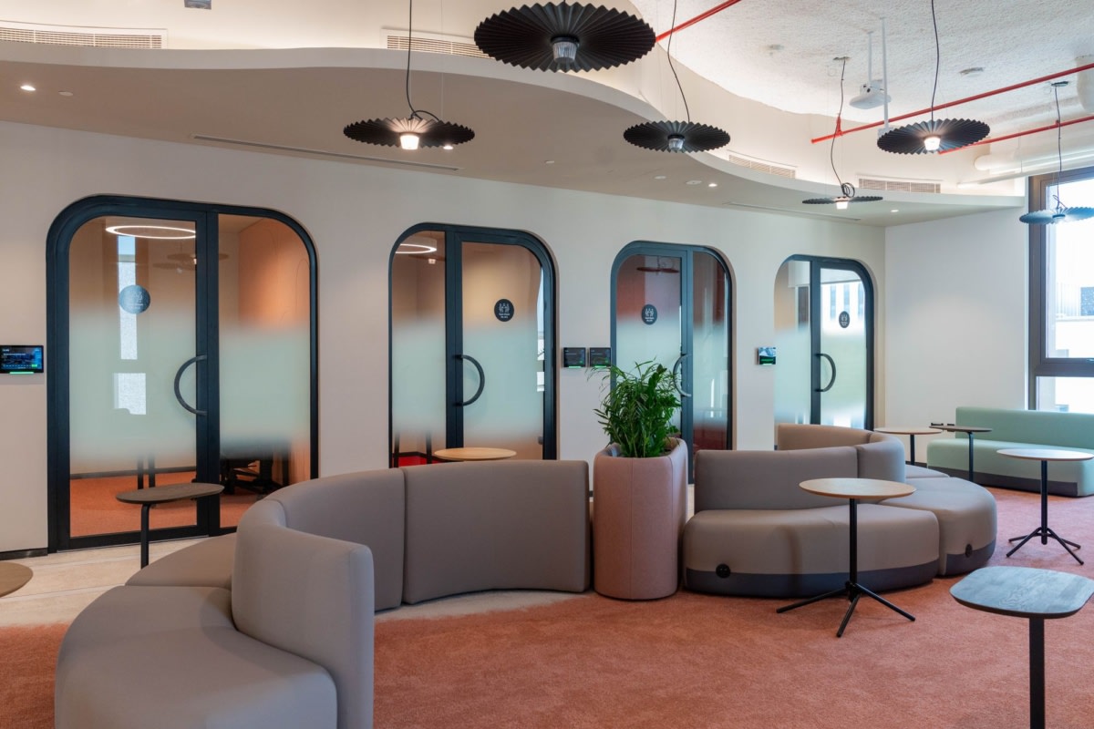 EY Offices - Doha | Office Snapshots