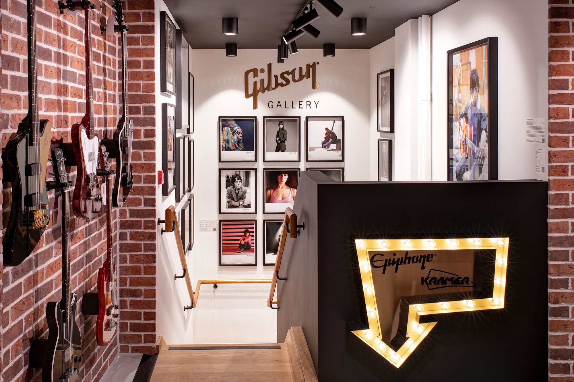 Gibson Showroom and Offices - London | Office Snapshots