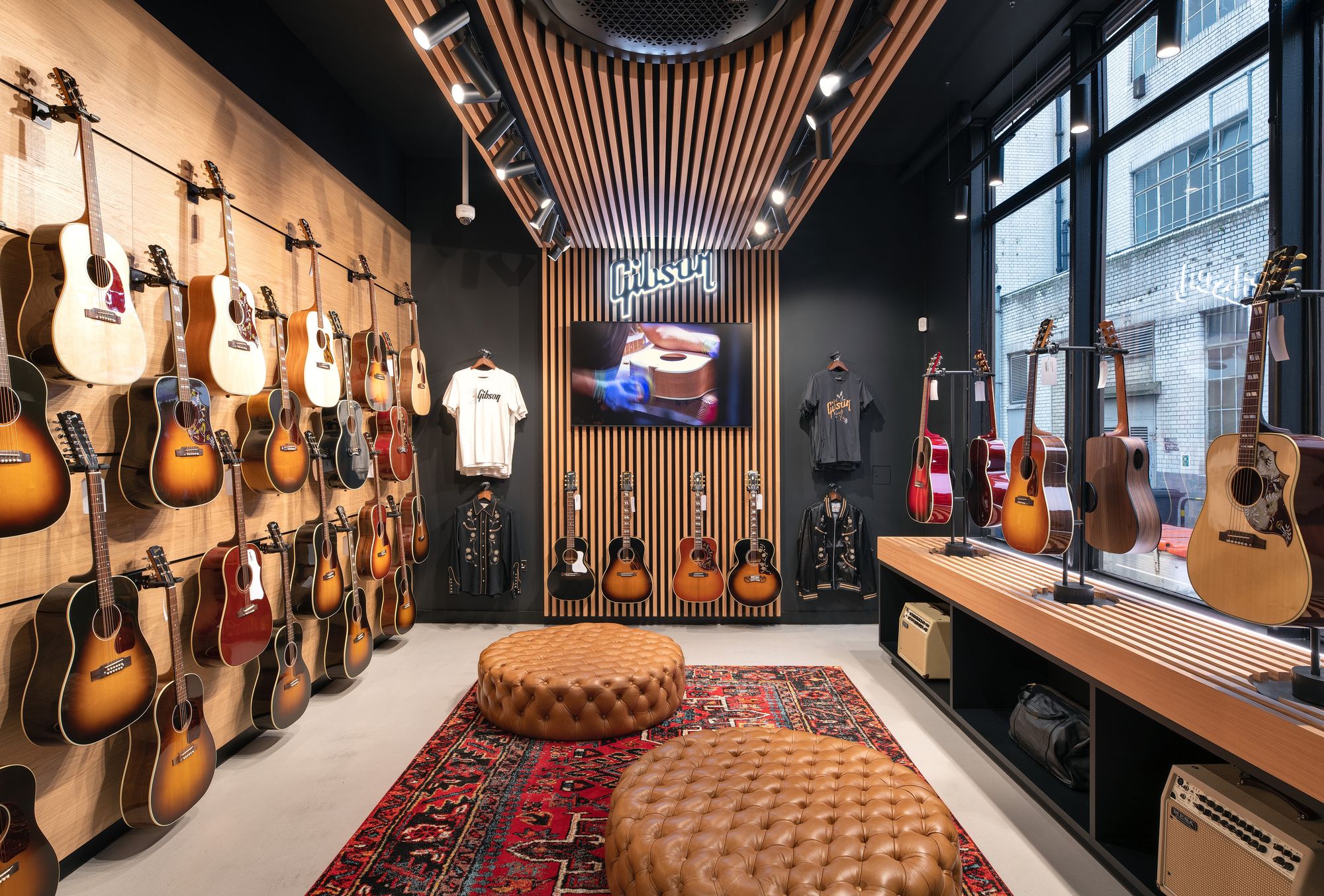 Gibson Showroom and Offices - London | Office Snapshots