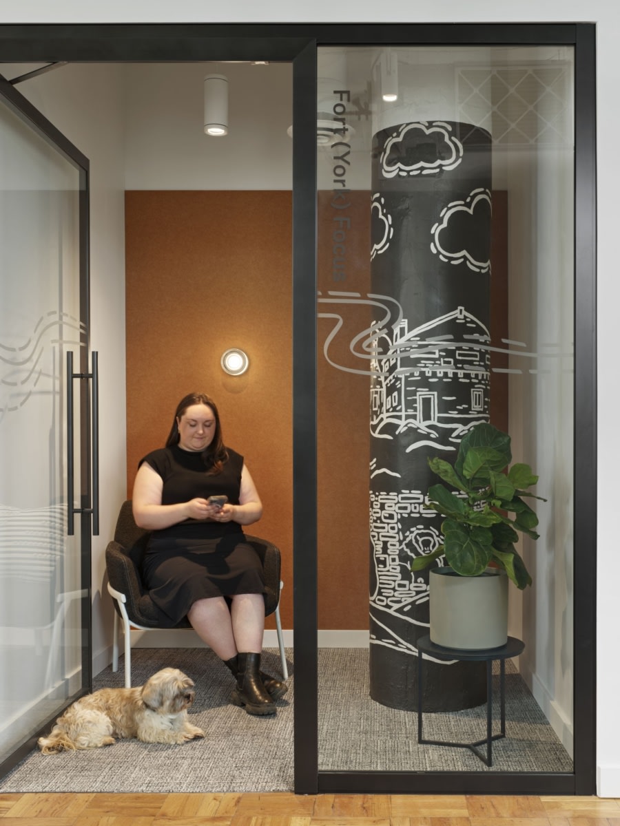 M Moser Associates Living Lab - Toronto | Office Snapshots
