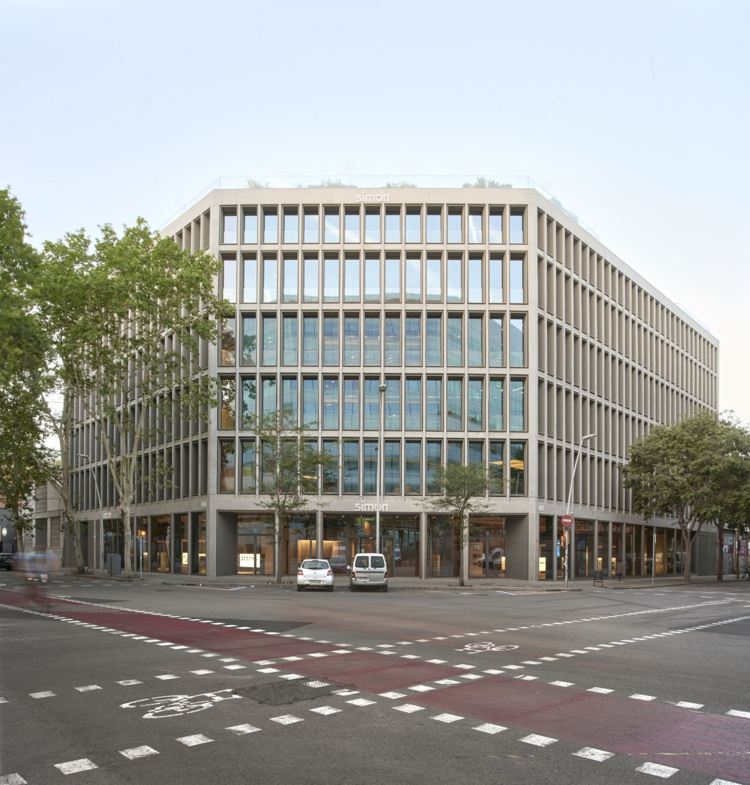 Simon Corporate Headquarters - Barcelona | Office Snapshots