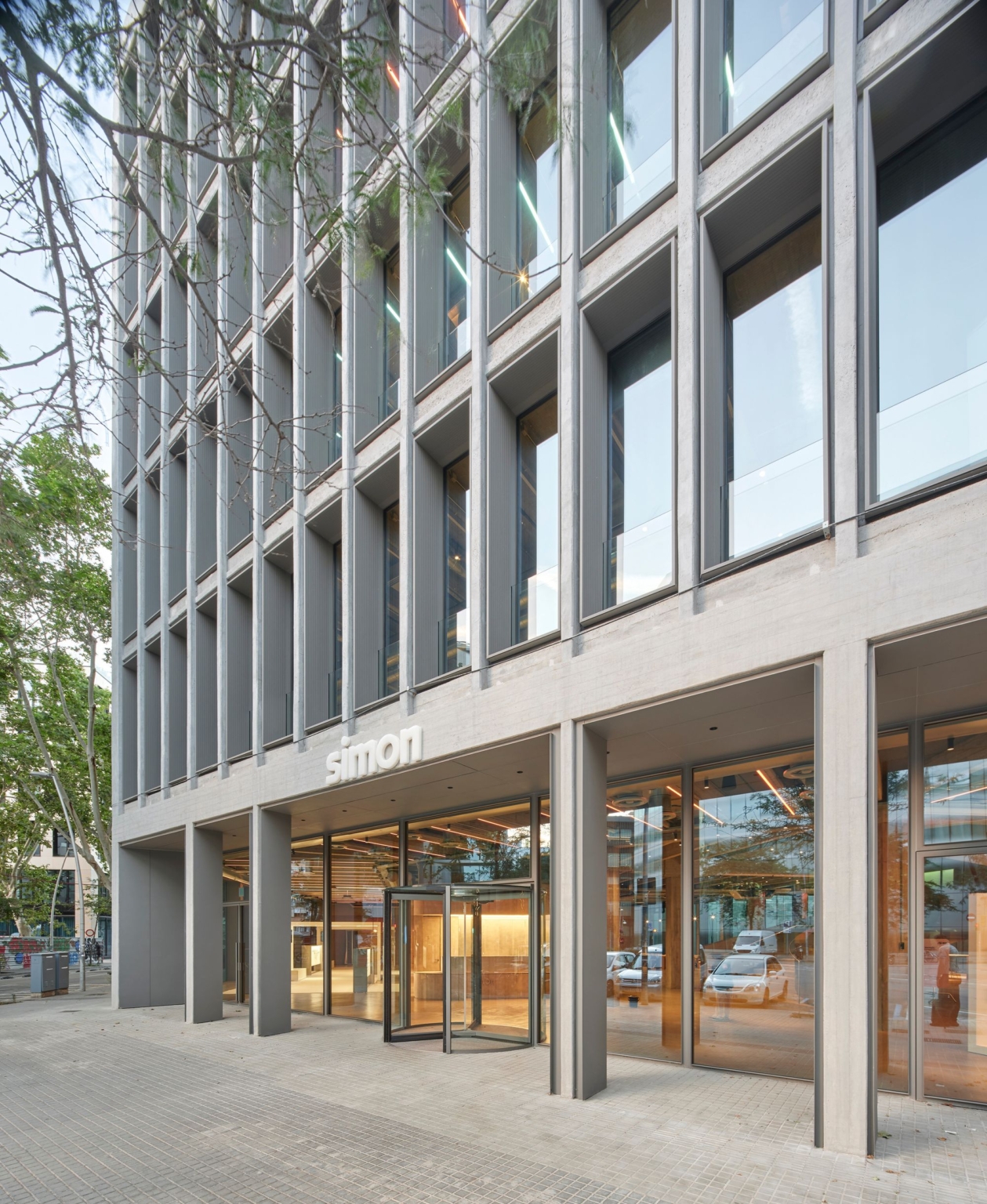 Simon Corporate Headquarters - Barcelona | Office Snapshots