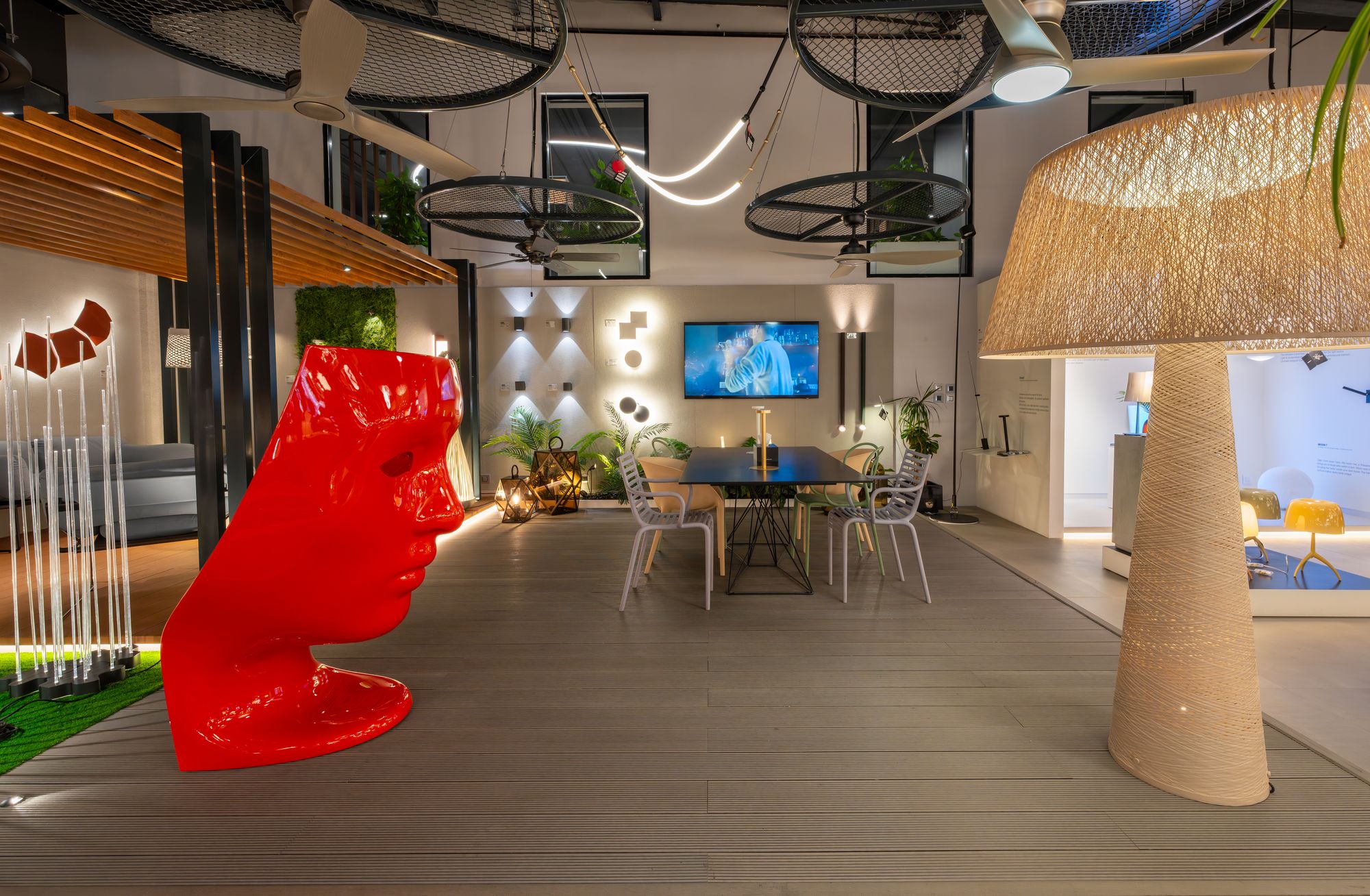 Huda Lighting Offices - Dubai | Office Snapshots