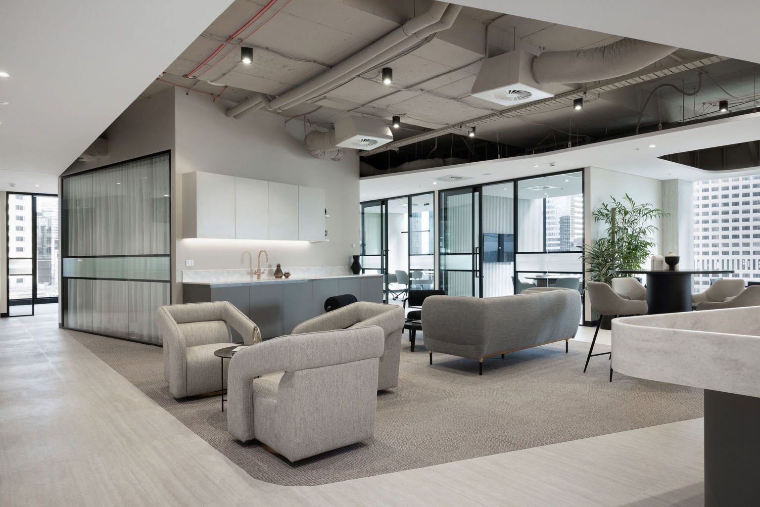 Poly Global Spec Suite - Sydney | Office Snapshots