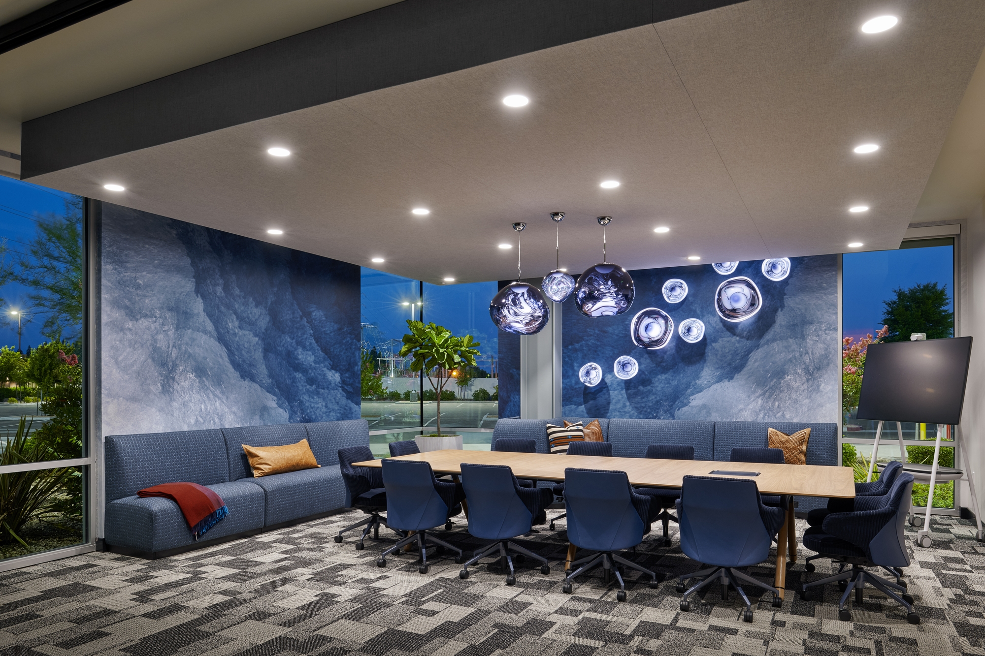 Tangram Interiors Showroom and Office - Fresno | Office Snapshots