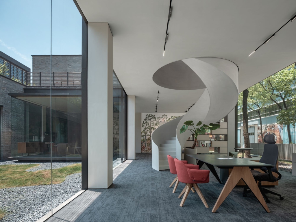 MAGIC PLACE Office-Life Experience Hall - Shanghai | Office Snapshots