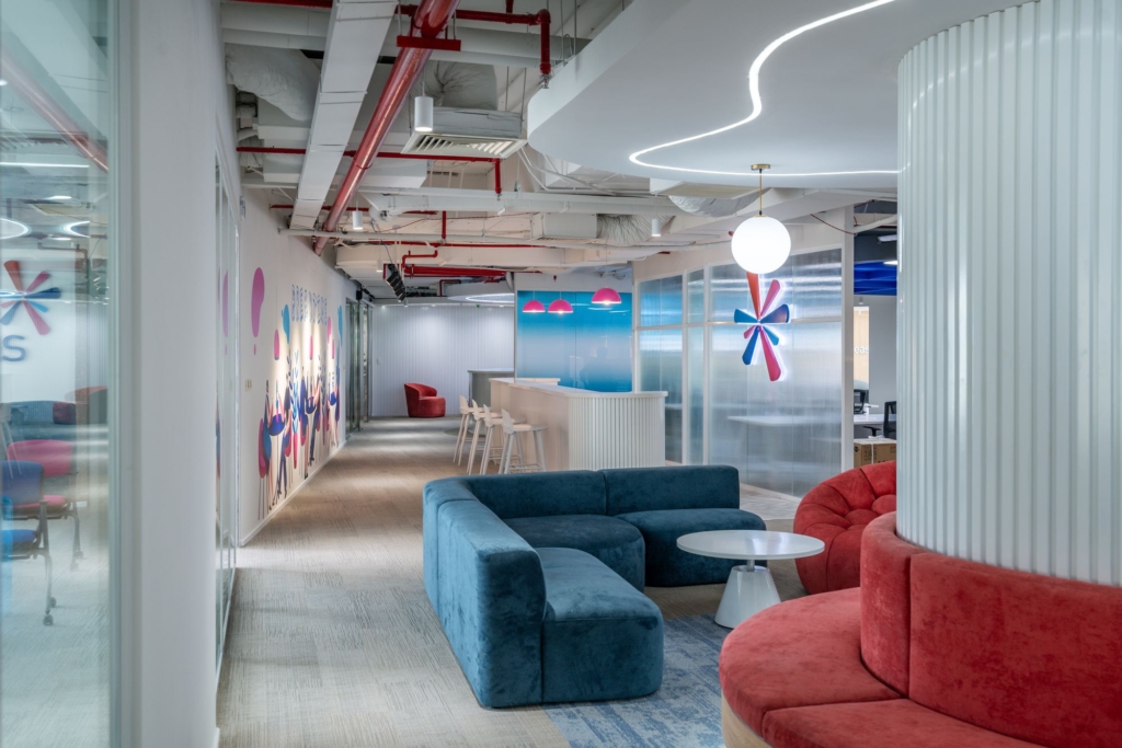 MB Ageas Life Offices - Ho Chi Minh City | Office Snapshots