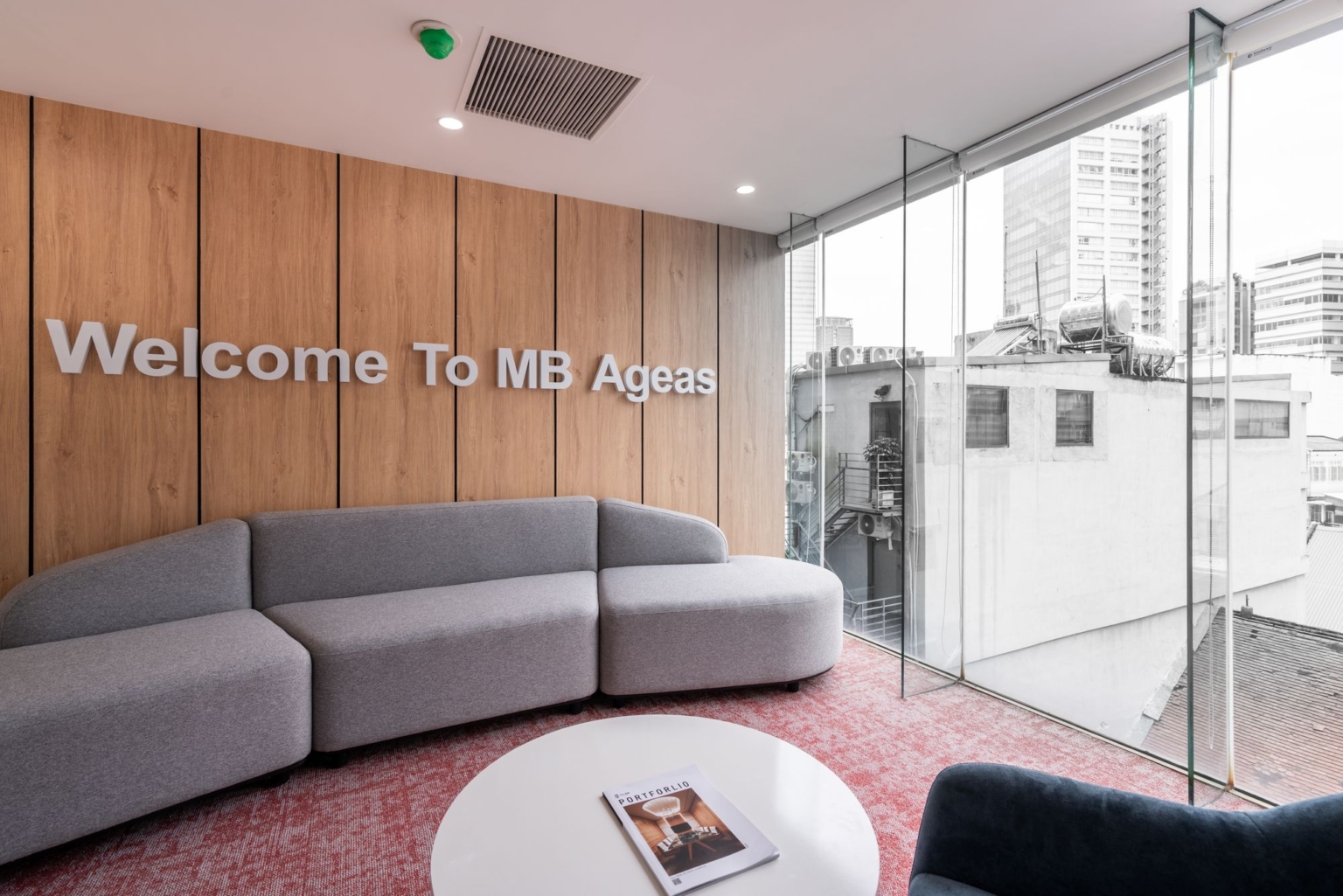 MB Ageas Life Offices - Ho Chi Minh City | Office Snapshots