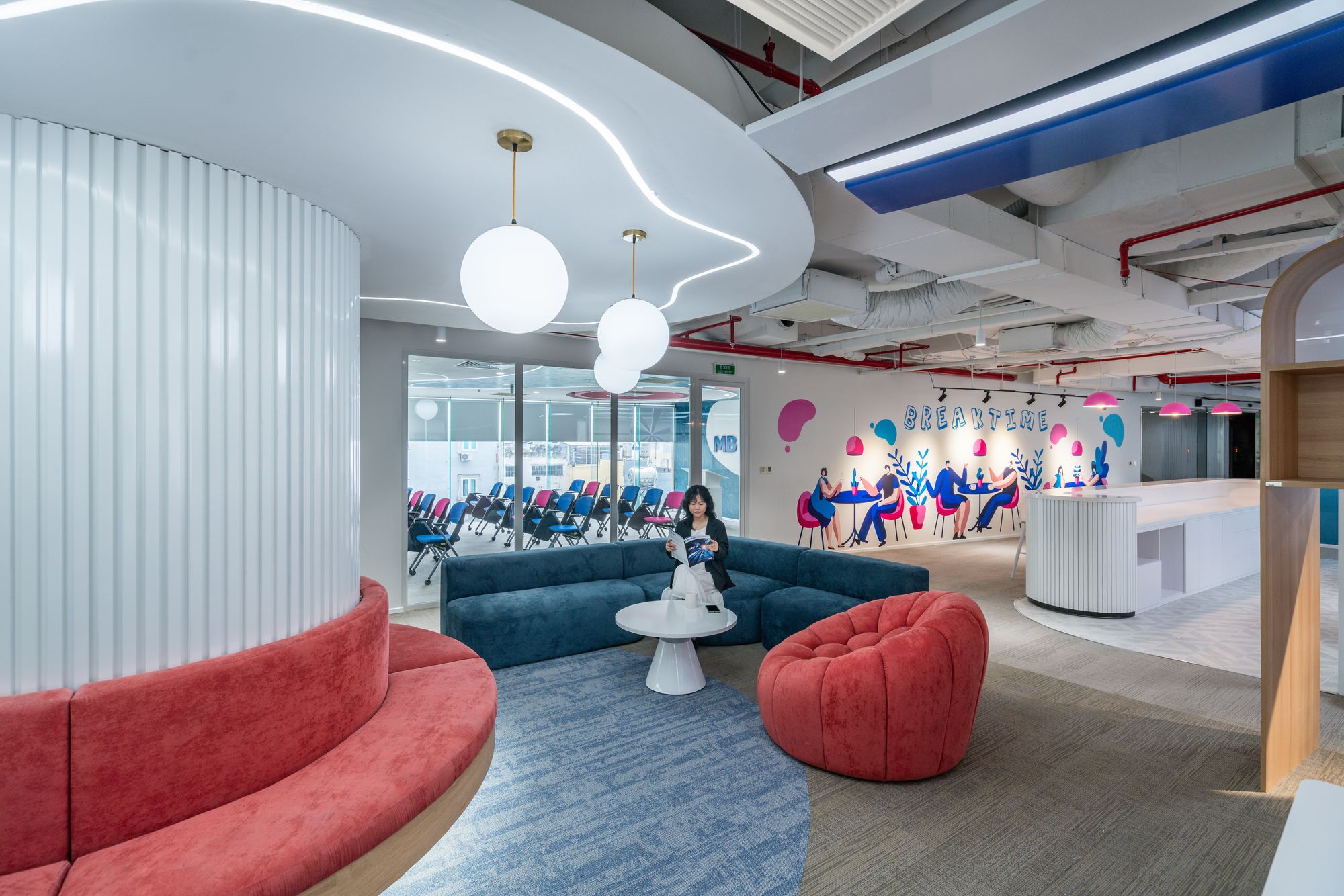 MB Ageas Life Offices - Ho Chi Minh City | Office Snapshots