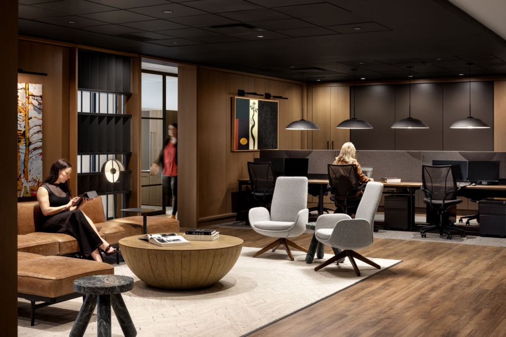 Miller Thomson LLP Offices - Calgary | Office Snapshots