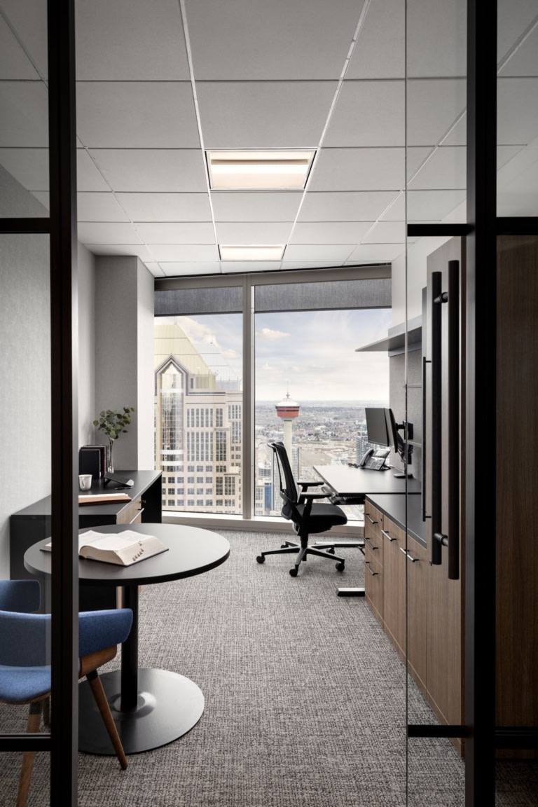 Miller Thomson LLP Offices - Calgary | Office Snapshots