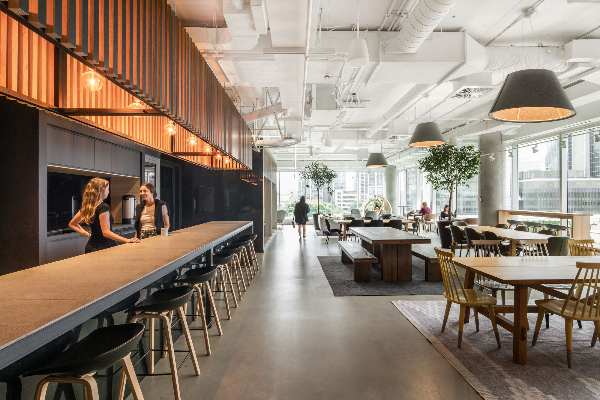 Plus Company Campus & Cossette Offices - Montreal | Office Snapshots