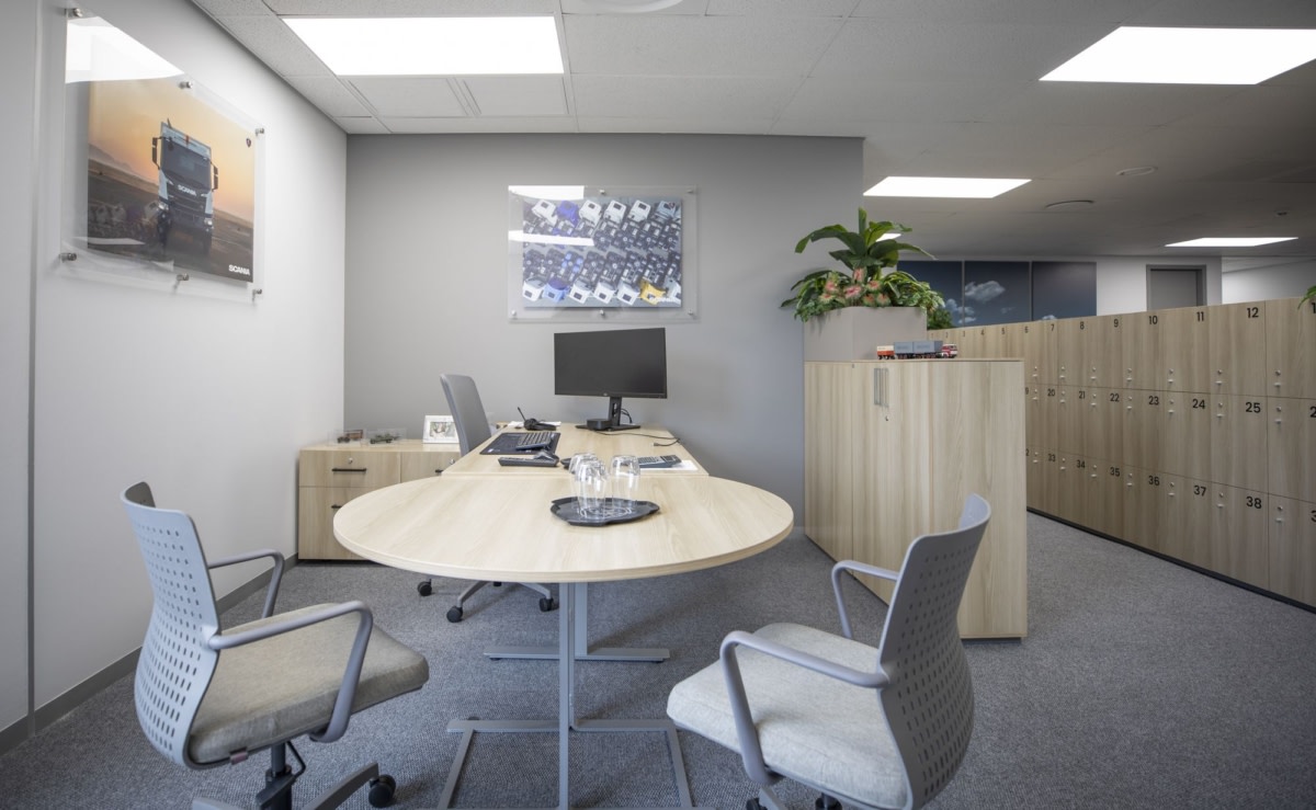 Scania Offices - Roodepoort | Office Snapshots