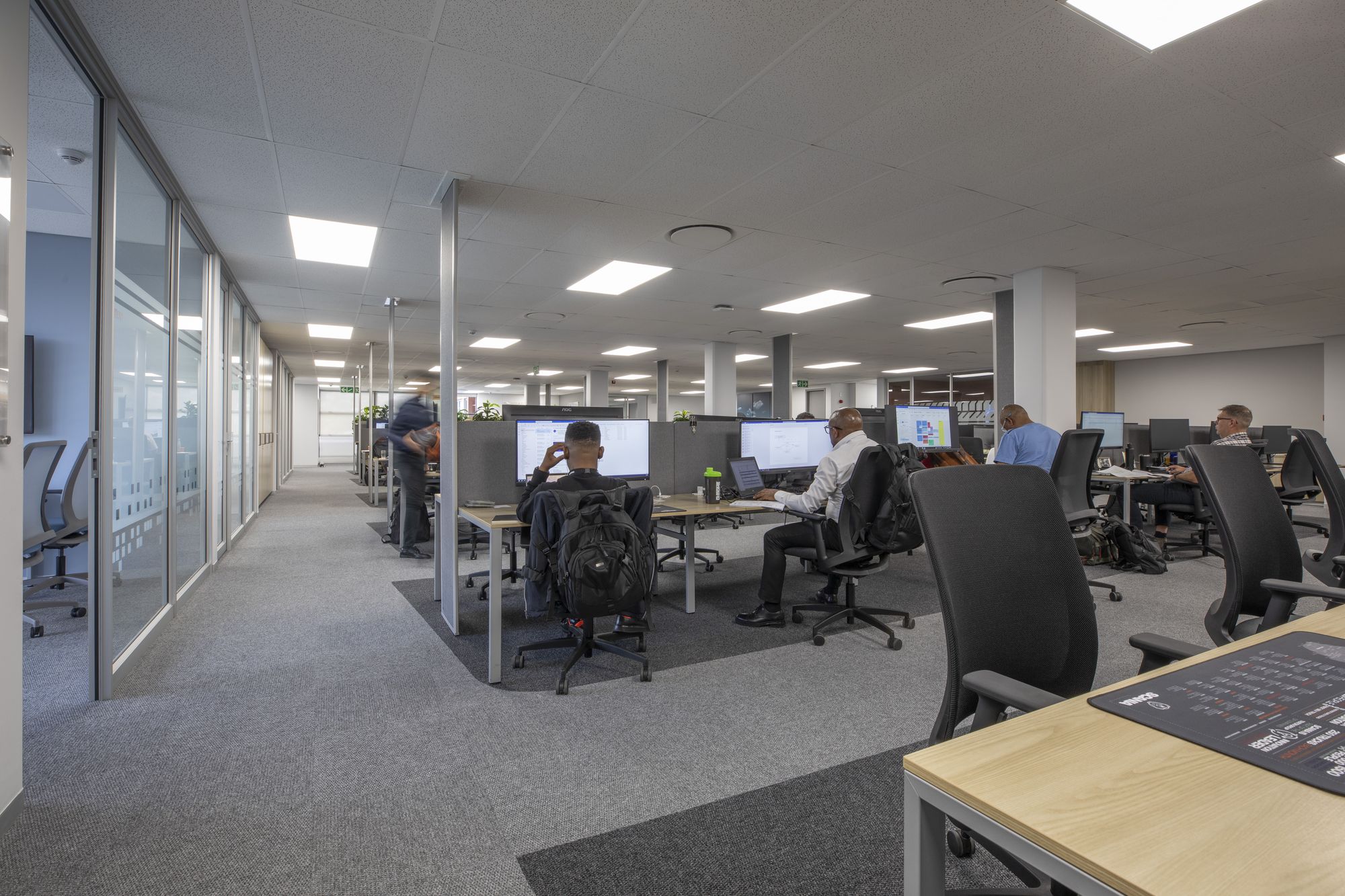 Scania Offices - Roodepoort | Office Snapshots