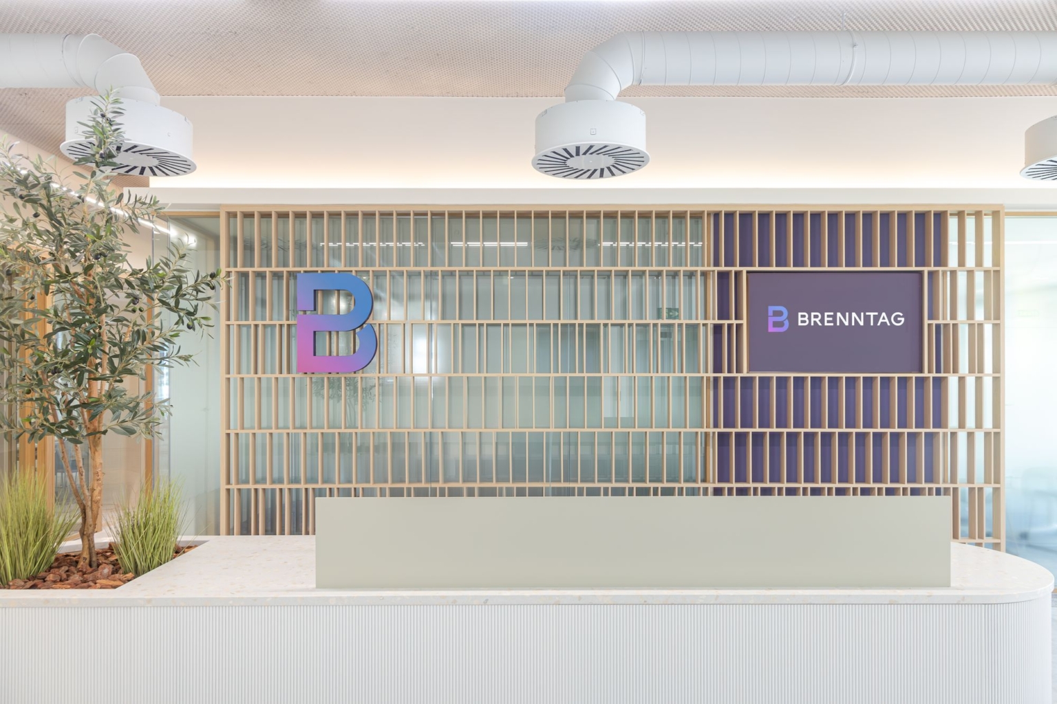 BRENNTAG Offices - Barcelona | Office Snapshots