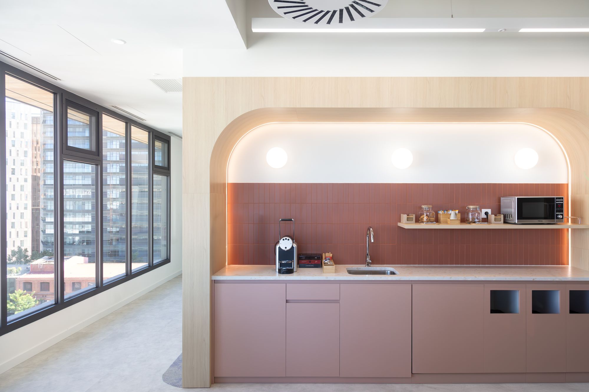 BRENNTAG Offices - Barcelona | Office Snapshots