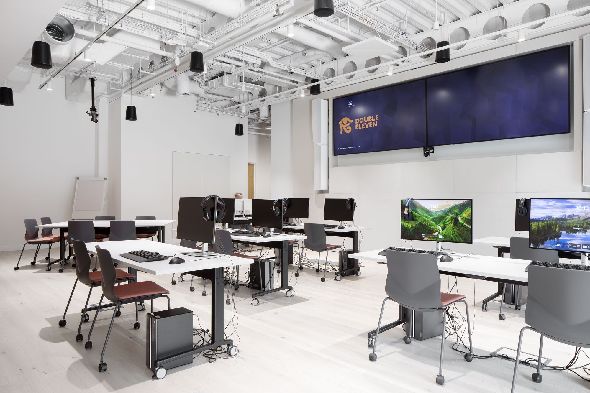 Double Eleven Offices - Middlesbrough | Office Snapshots