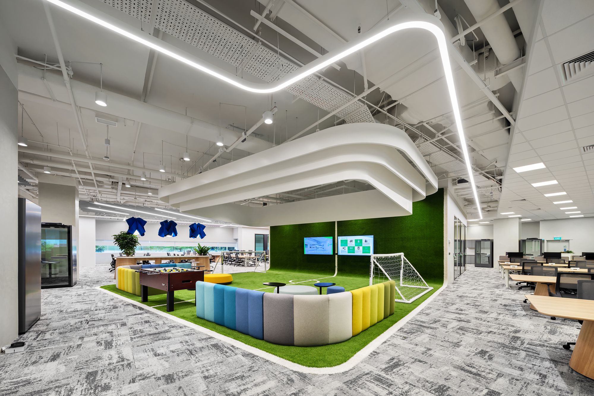 StarHub Offices - Singapore | Office Snapshots