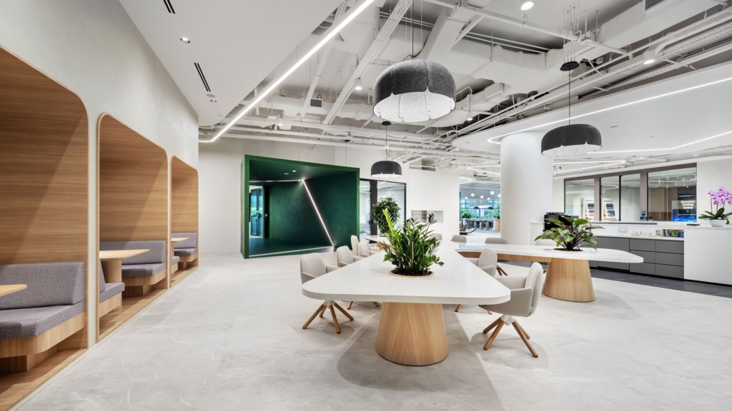 StarHub Offices - Singapore | Office Snapshots