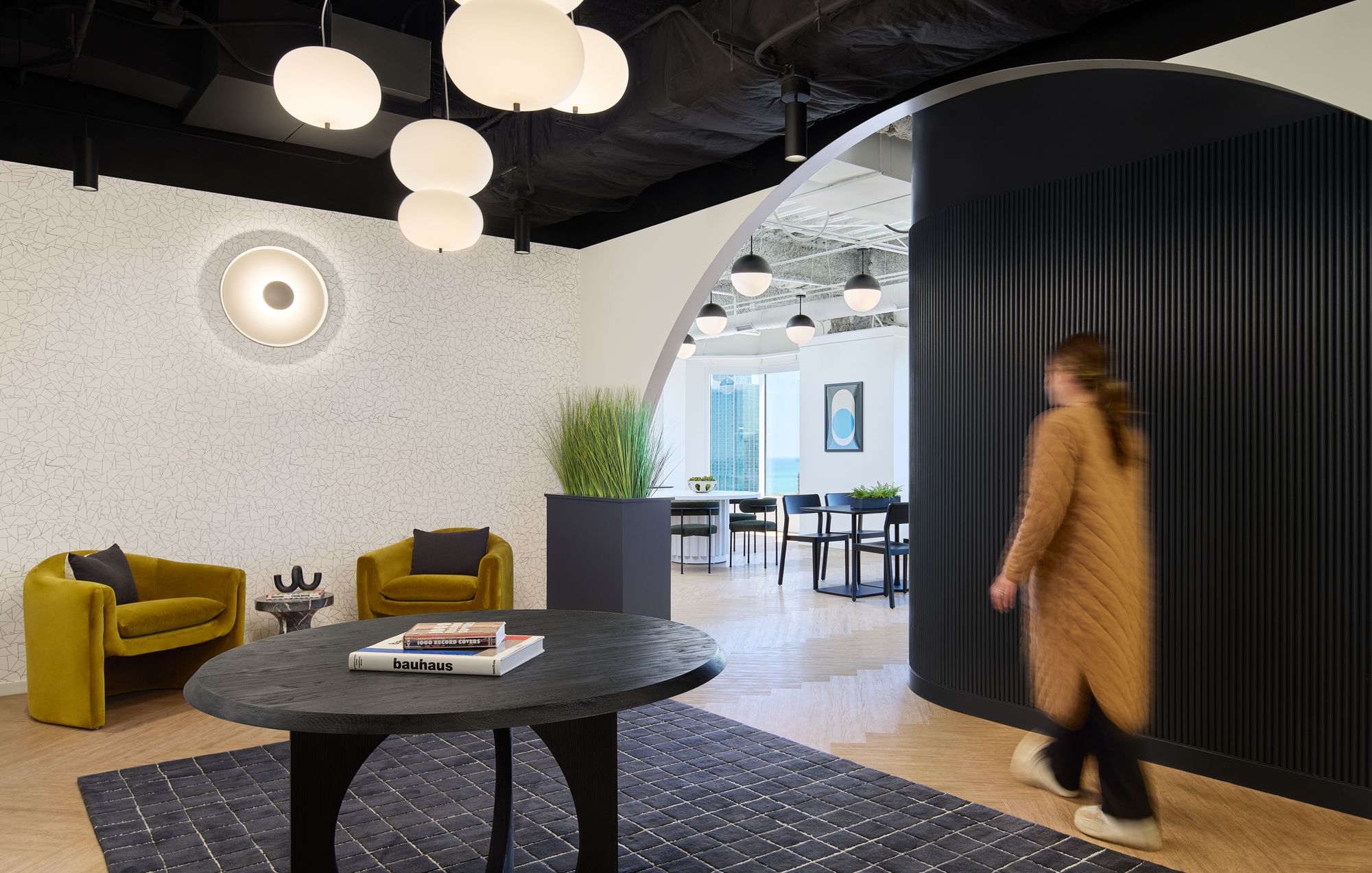 425 Financial Spec Suites - Chicago | Office Snapshots