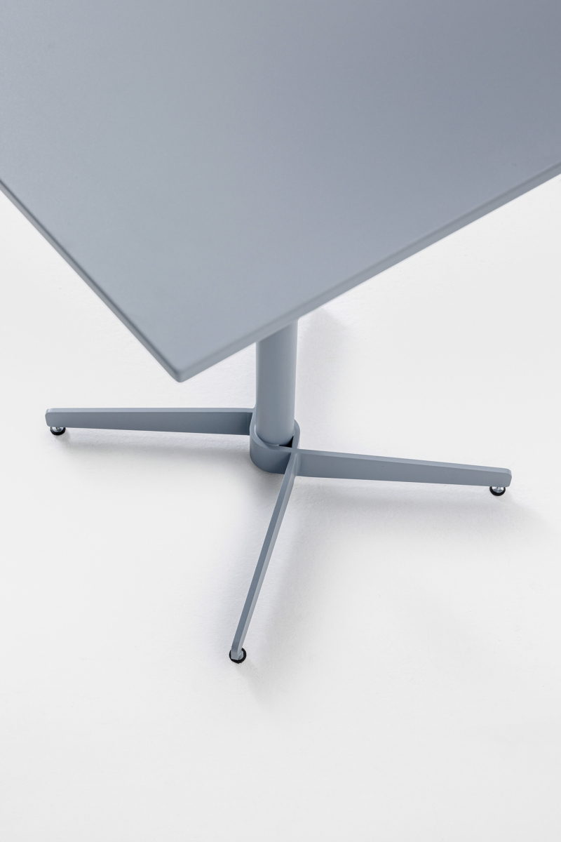 Mara Typo Table | Office Snapshots