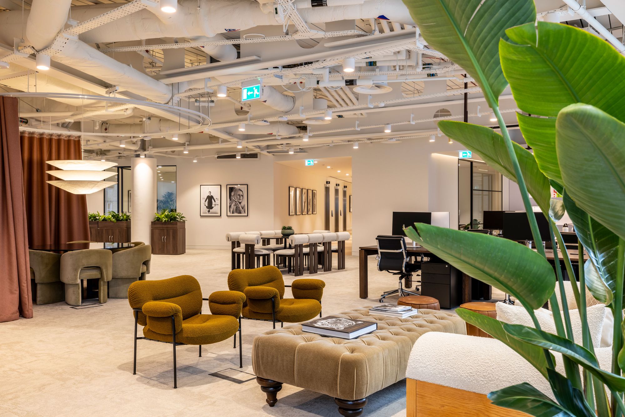 Authentic Brands Group Offices - London | Office Snapshots