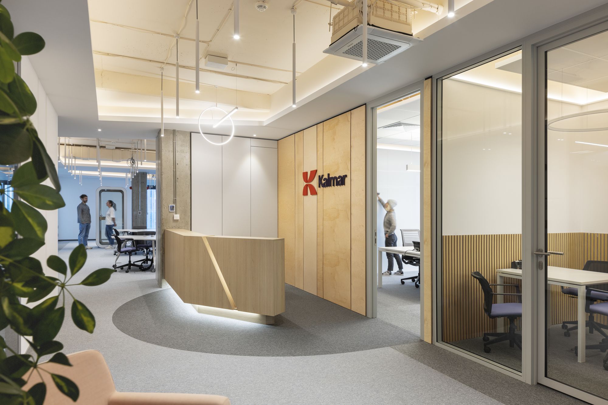 Avalant Office Design Projects | Office Snapshots