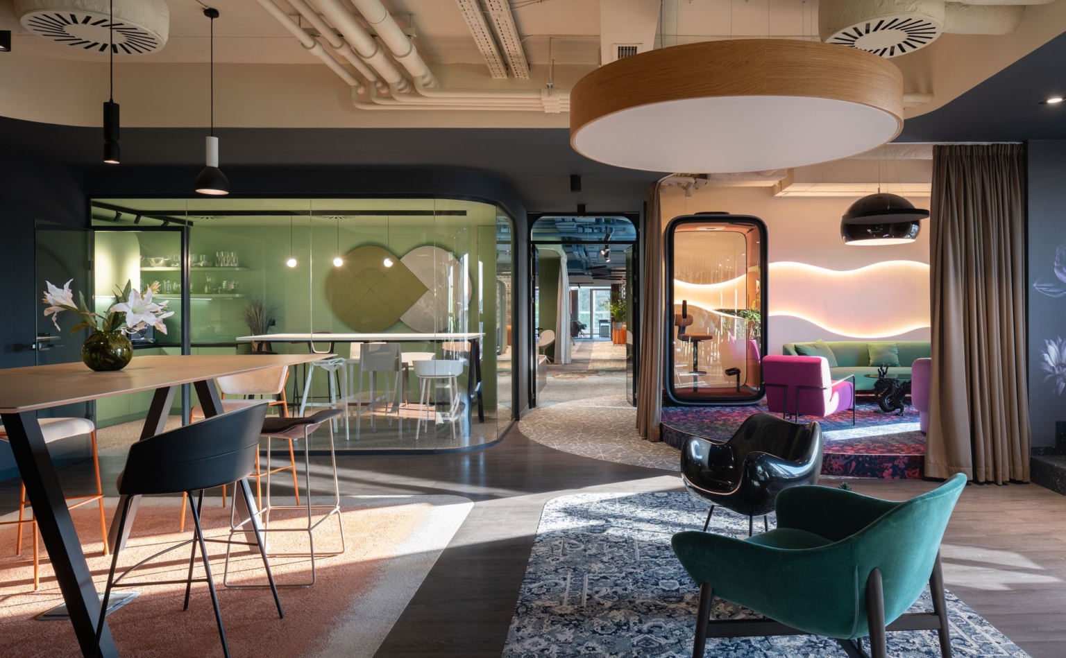 Delight Showroom - Belgrade | Office Snapshots