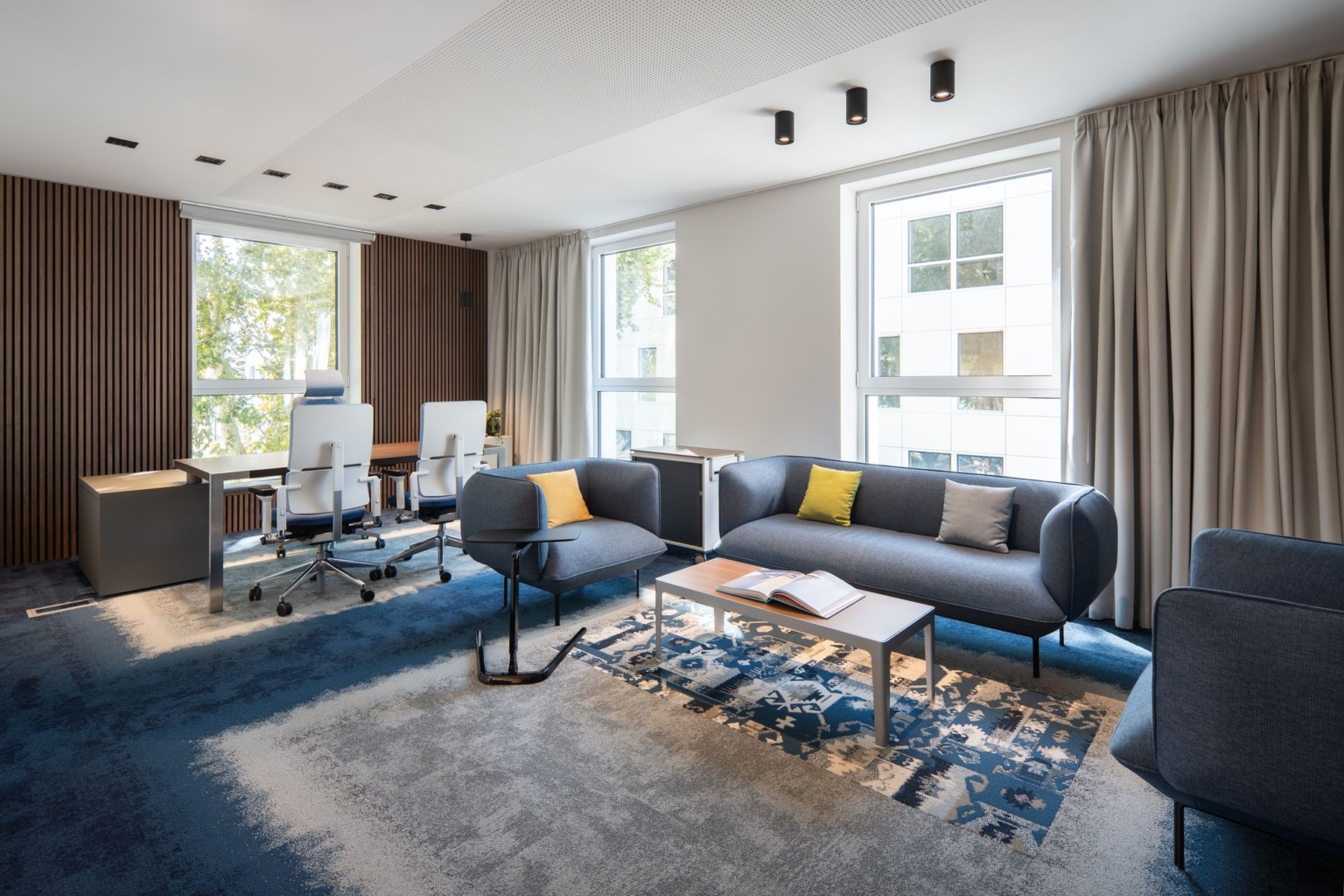 Delight Showroom - Belgrade | Office Snapshots