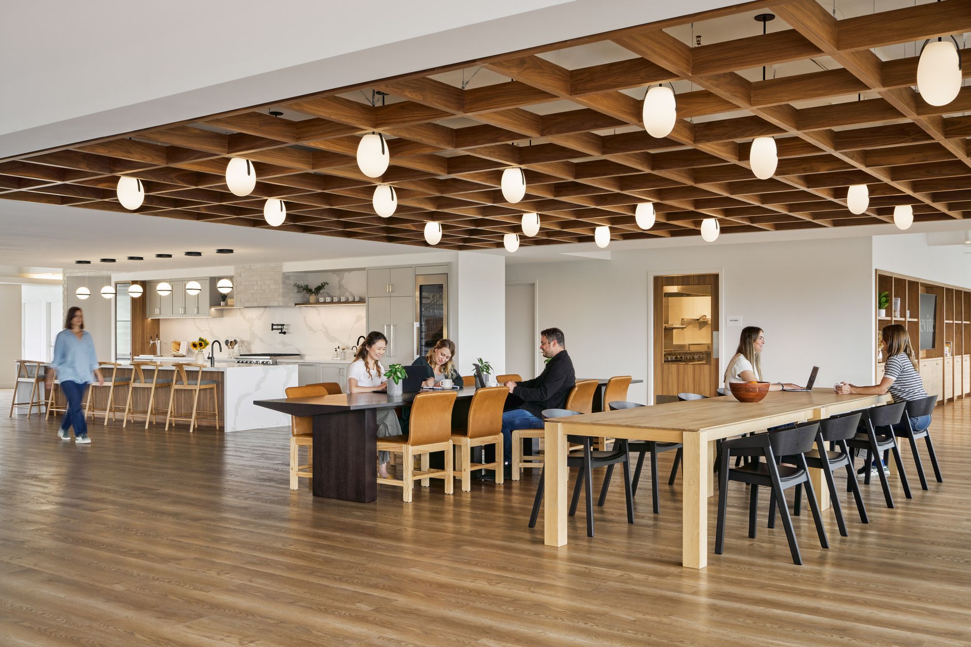 Evite Offices - Glendale | Office Snapshots