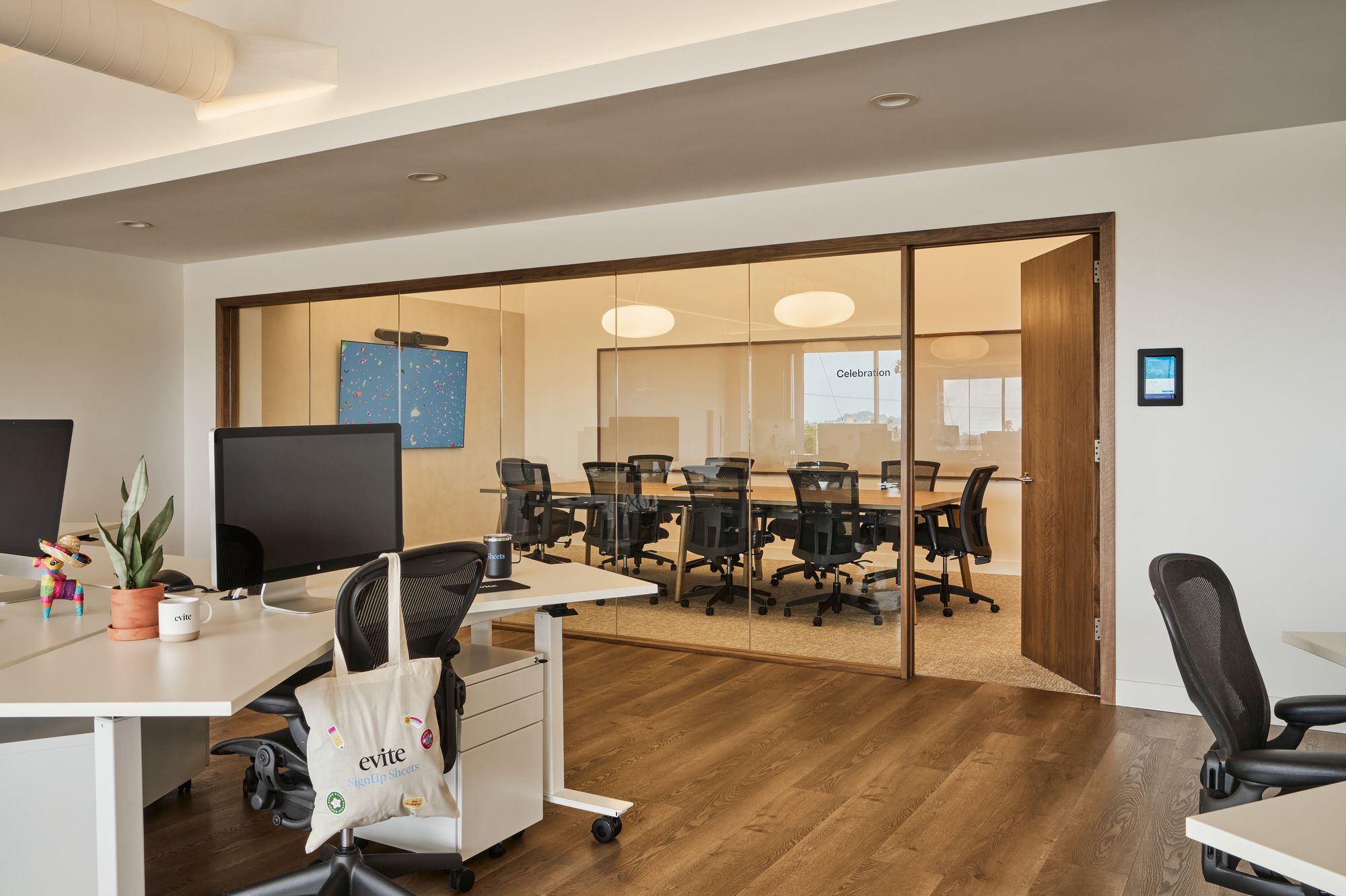 Evite Offices - Glendale | Office Snapshots