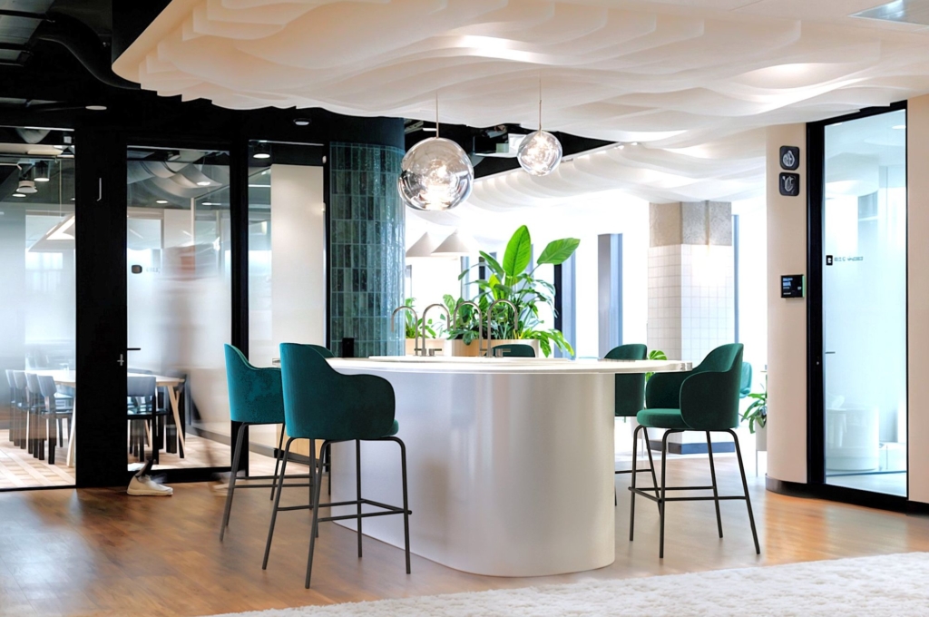 Lux Med Offices - Warsaw | Office Snapshots