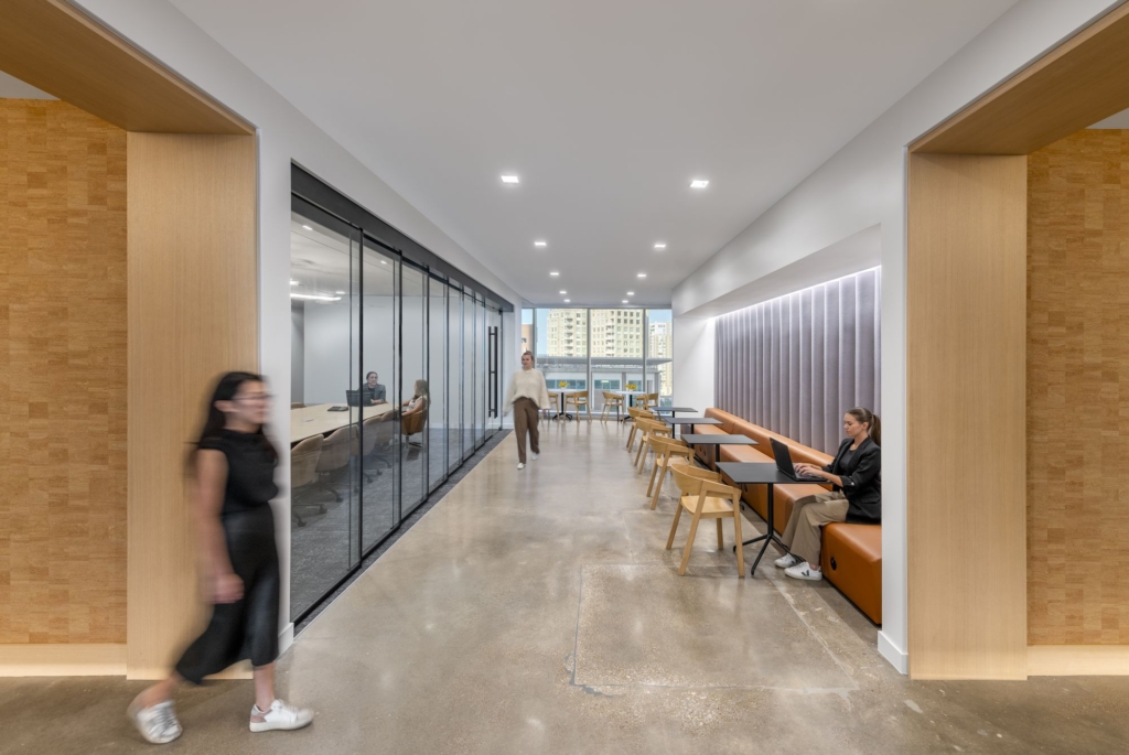 Newmark Knight Frank Offices - Dallas | Office Snapshots