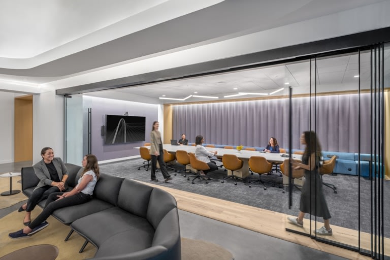 Newmark Knight Frank Offices - Dallas | Office Snapshots