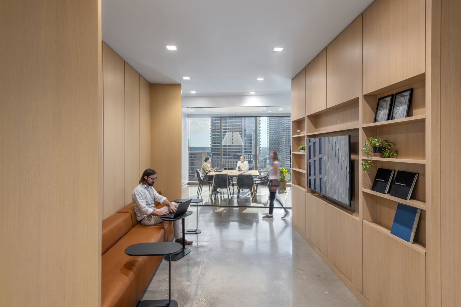Newmark Knight Frank Offices - Dallas | Office Snapshots