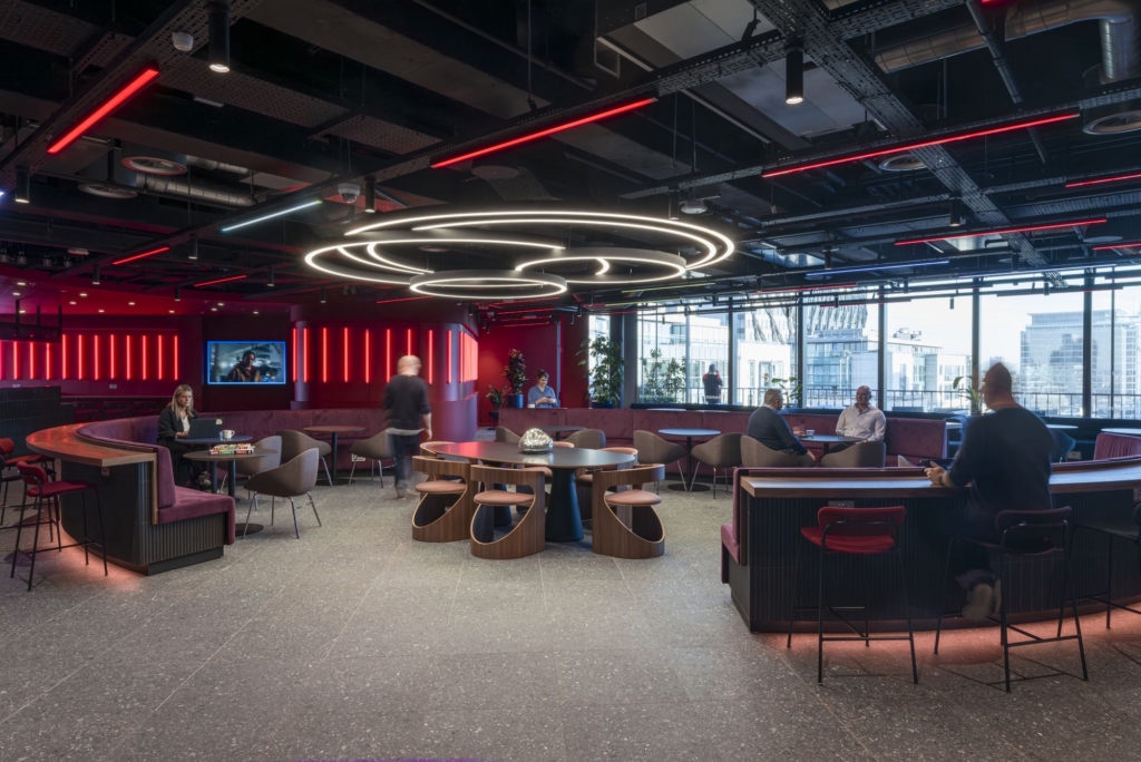 Virgin Media O2 Offices - London | Office Snapshots
