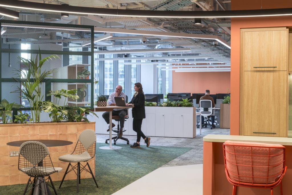 Virgin Media O2 Offices - London | Office Snapshots